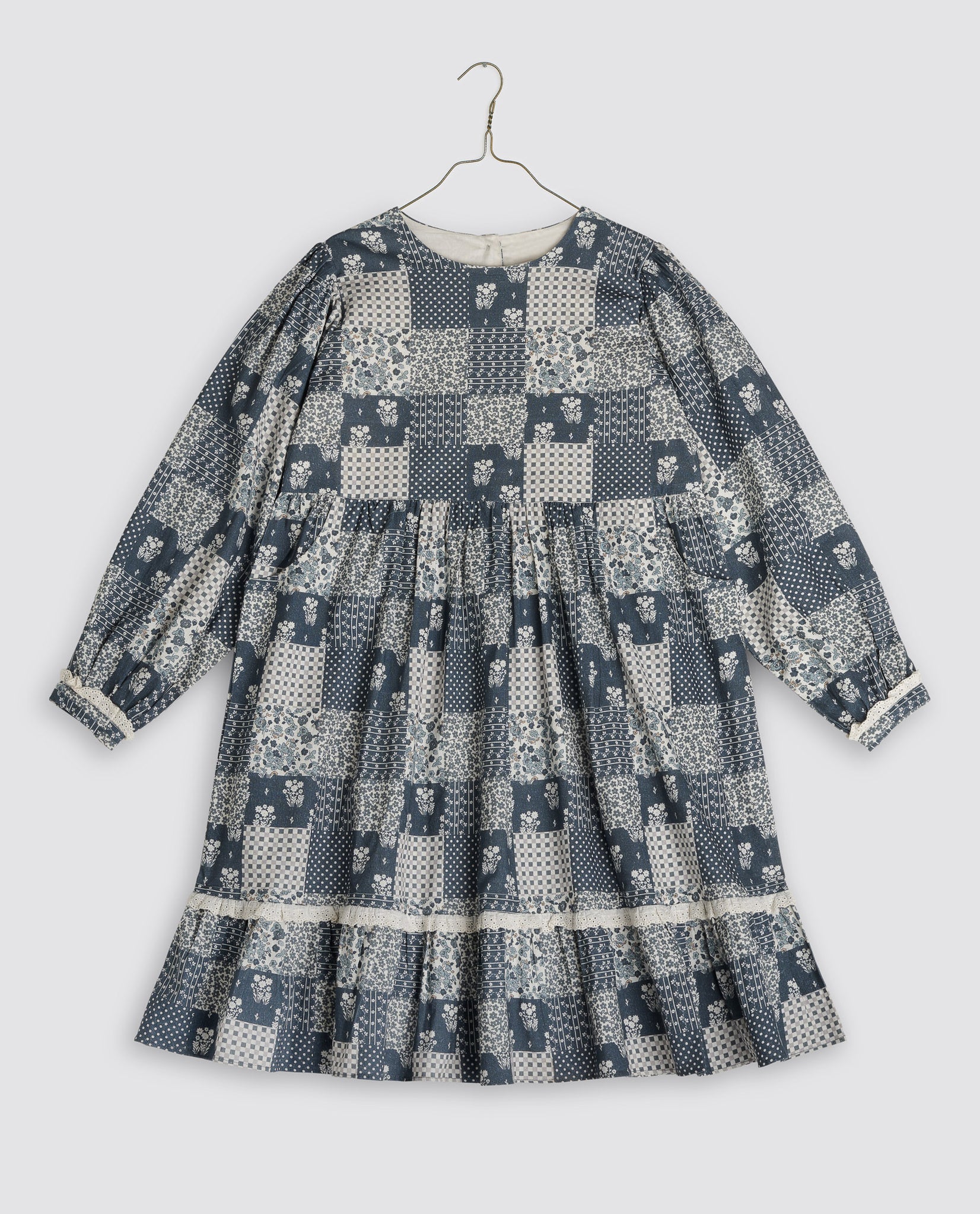 Sustainable & traditional children’s clothing: Little Cotton Clothes